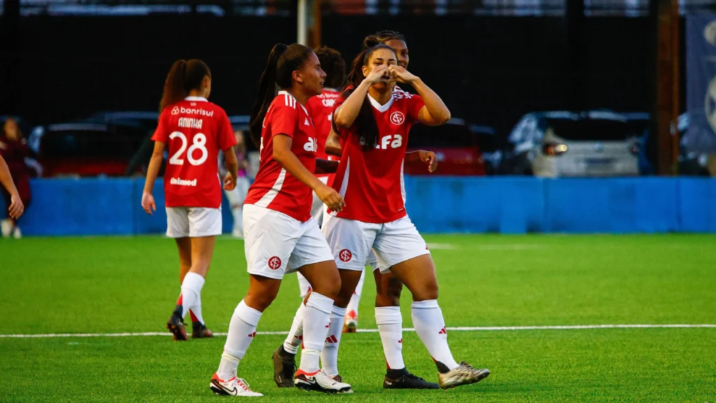 Internacional passa por reformulação do elenco para 2026